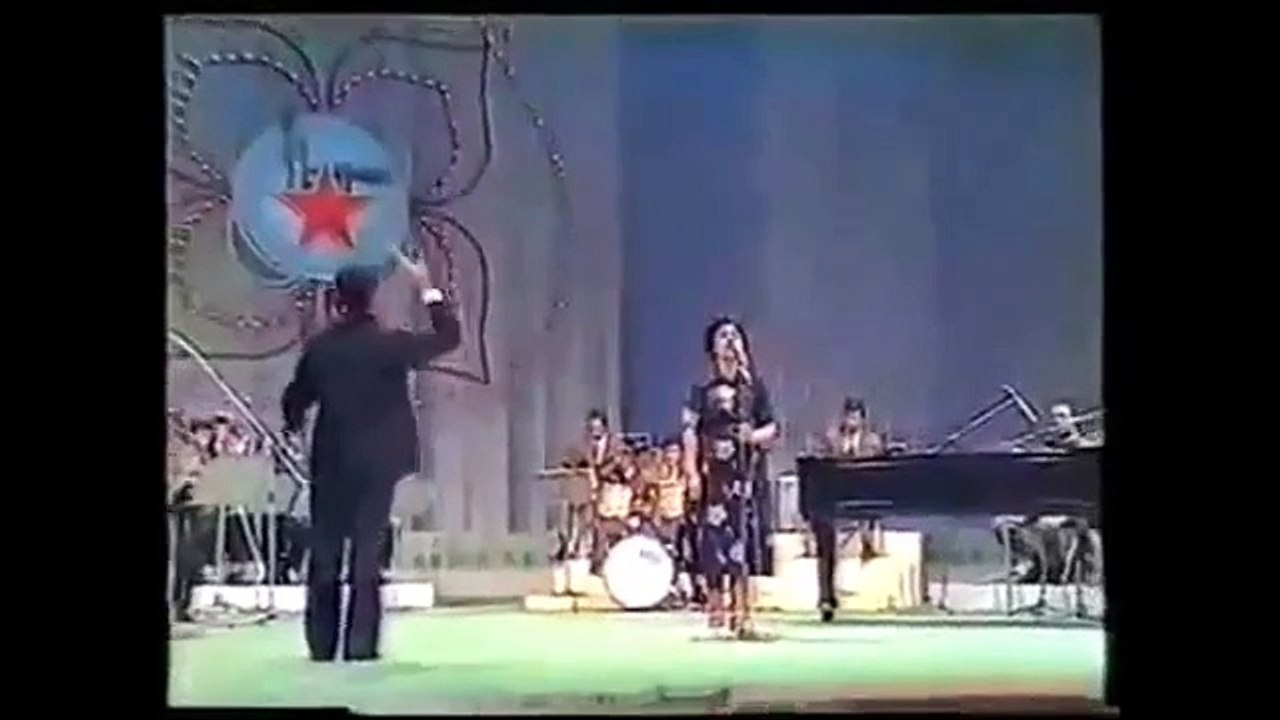 INTERVAL MUZIKOR | ARTA BABARAMO - "TE RRAPI NE MASHKULLORE"! - video ...