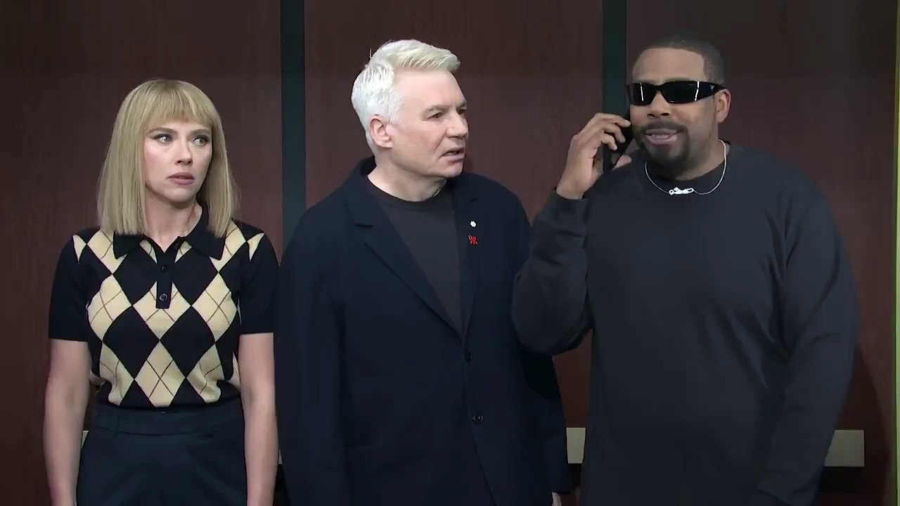 Mike Myers and Kanye West elevator sketch - SNL 2025 Scarlett Johansson ...
