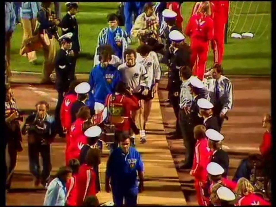 【CLASSIC】 East Germany vs. West Germany | 1974 World Cup - video ...