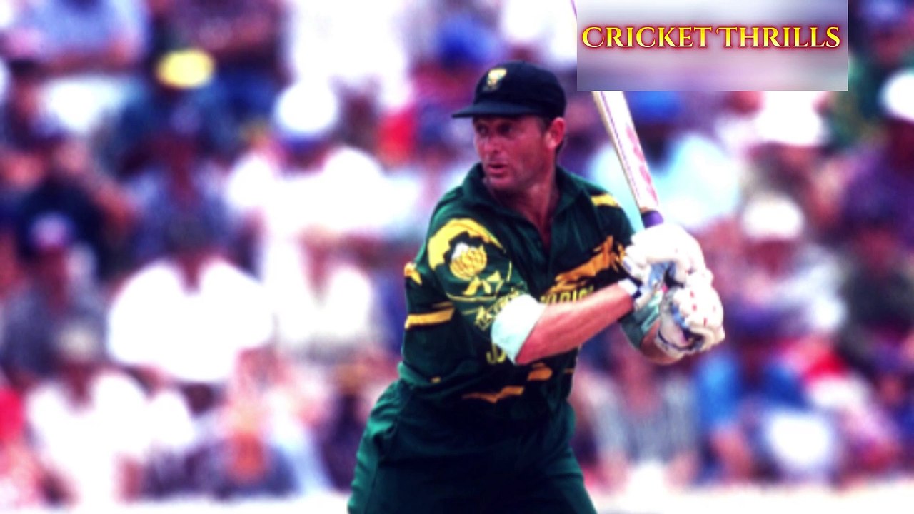 Adrian Kuiper Best Bowling Figure in ODI 3 for 33 vs West Indies 1992 ...