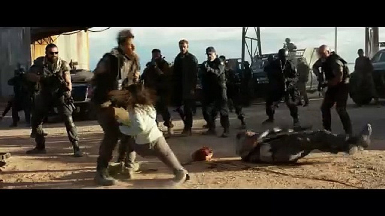 Laura and Wolverine vs Reavers - Fight Scene - Logan (2017) Movie Clip ...