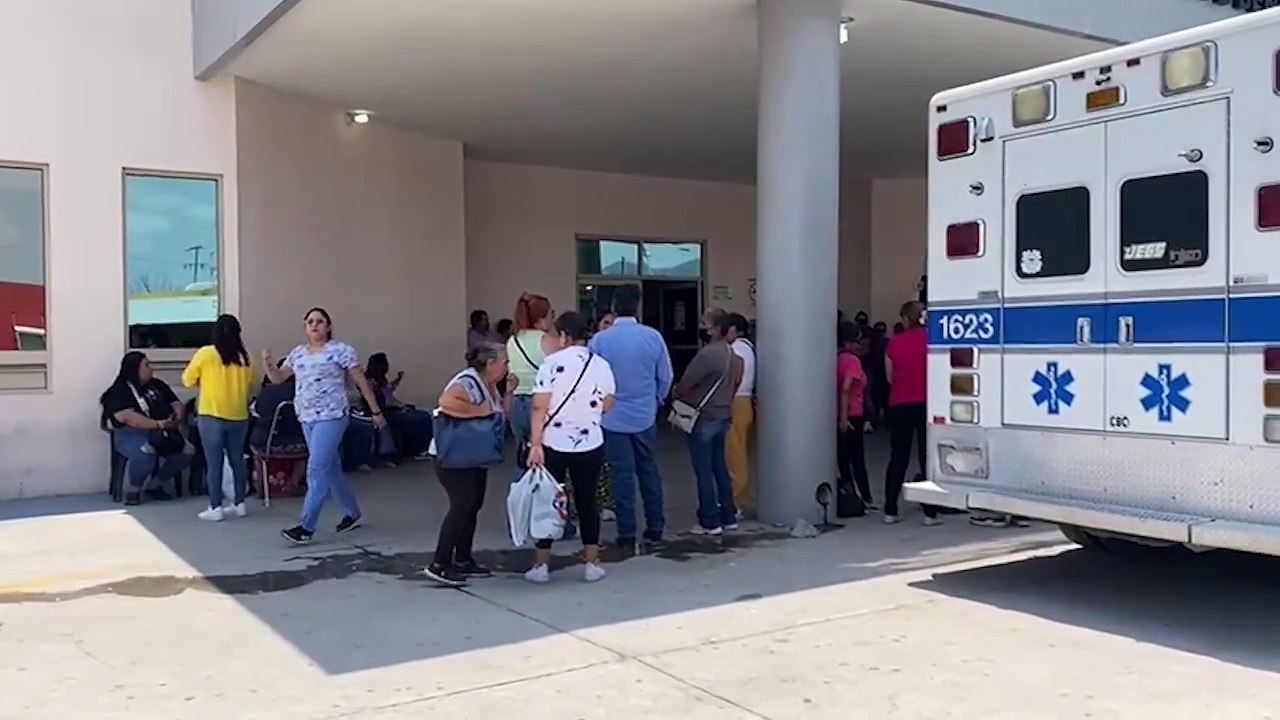 Realizan operaciones gratuitas de cataratas en el Hospital Amparo Pape - Vídeo Dailymotion