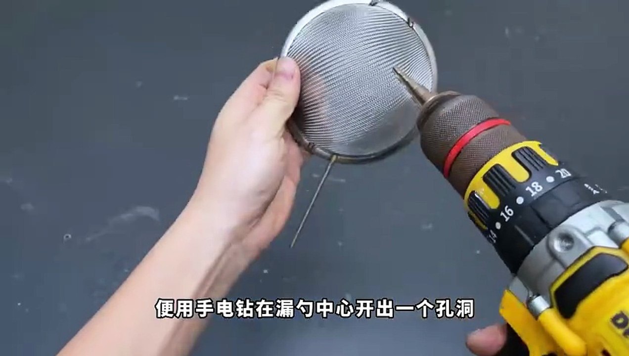 Unbelievable! Turn a Ladle into a Plastic Repair Masterpiece - DIY ...