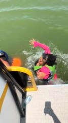 Viral: Top Videos of the Day by Dailymotion UK - Dailymotion