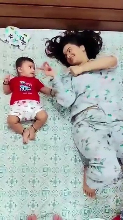 Baby Copycat - video Dailymotion