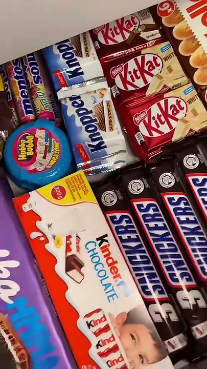 Candy restock Asmr Video - video Dailymotion