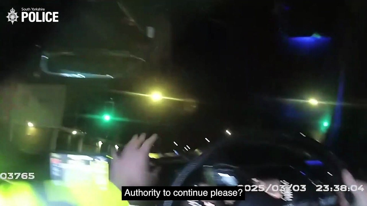 Watch moment dangerous driver hits speeds of 95mph in police chase ...