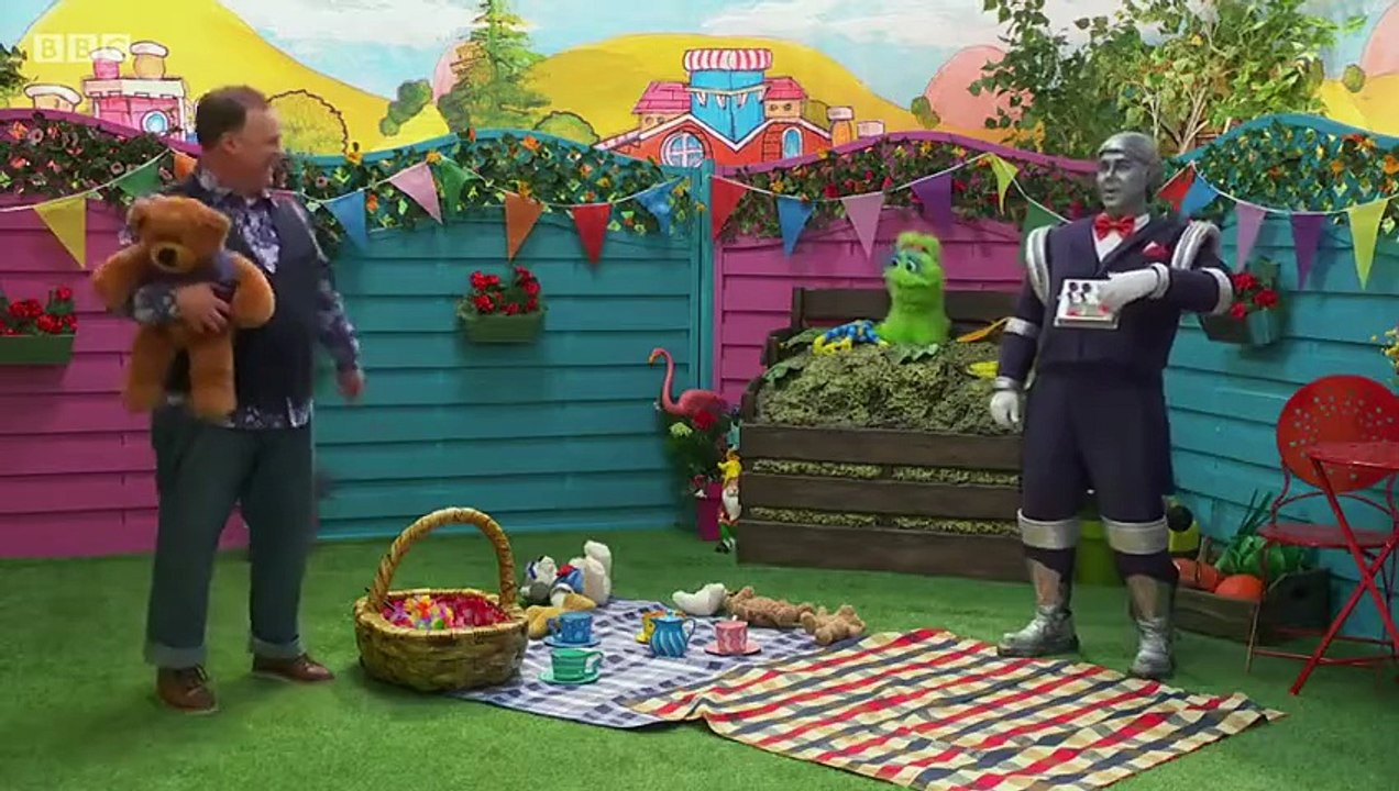 Cbeebies Justin's House Teddy Bears' Picnic 5x3...mp4 - video Dailymotion