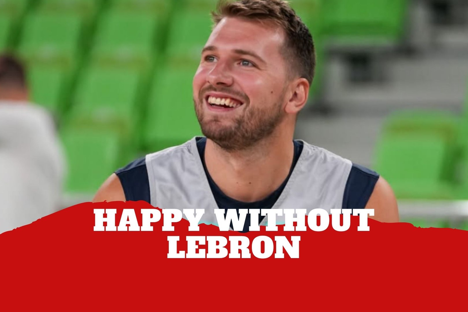 Luka Doncic looks happy away from LeBron James - MARCA TV English