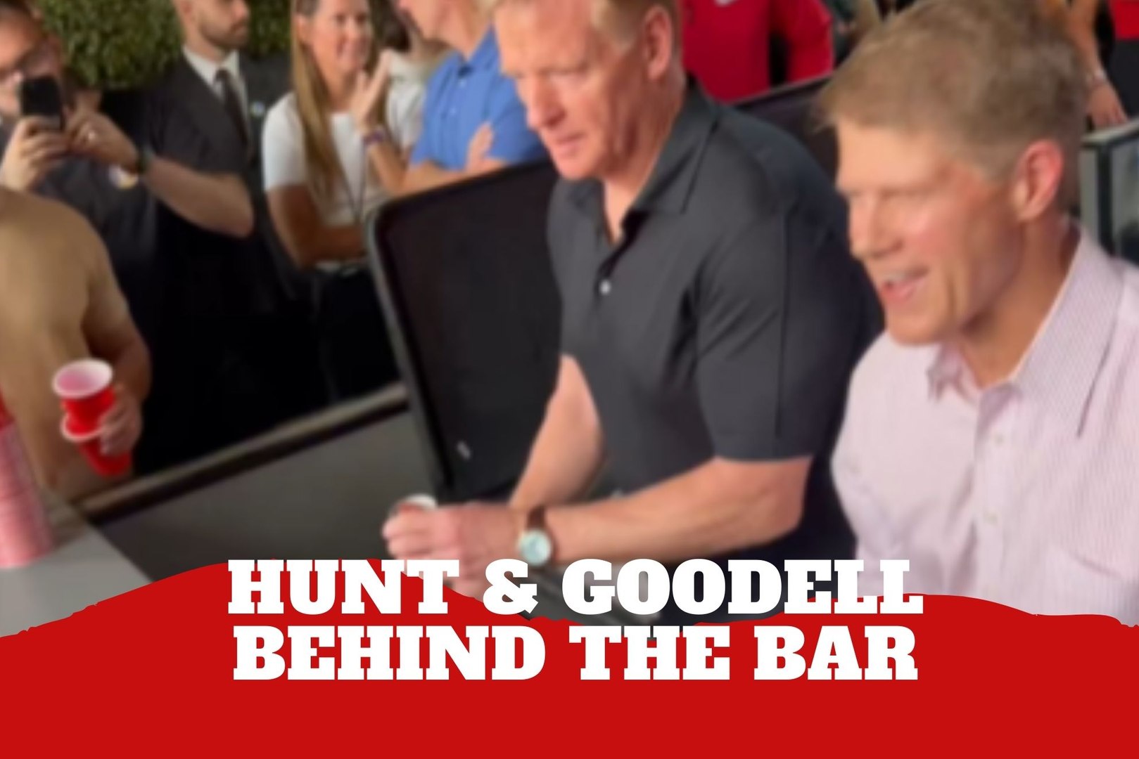 Chiefs owner and NFL commissioner serve beers to fans in Brazil - MARCA ...
