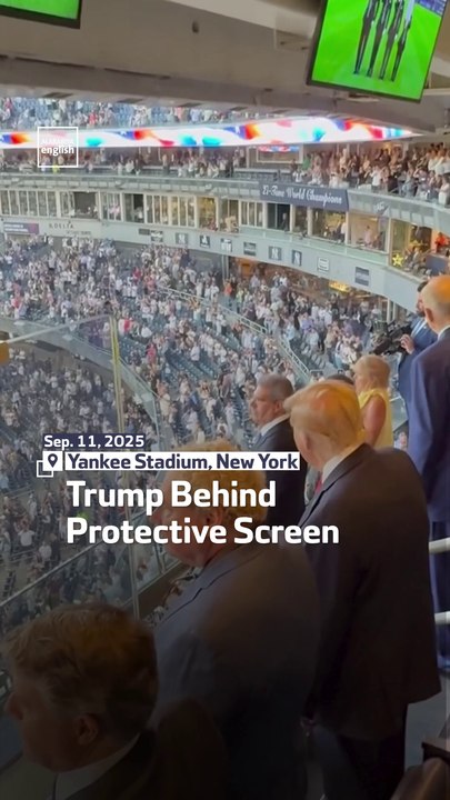 Trump Behind Protective Screen - video Dailymotion