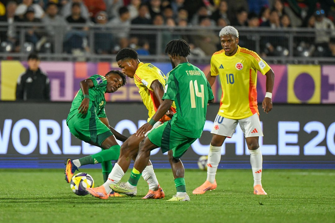 Perea aproxima a Colombia, min 44. Col vs. Ara - Vídeo Dailymotion