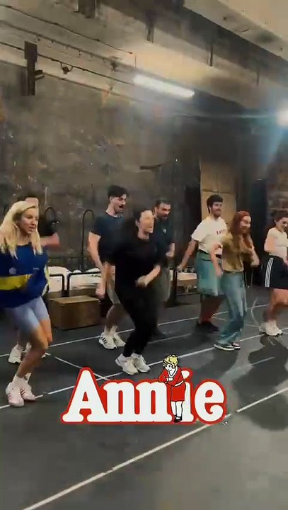 Annie: Το μιούζικαλ φαινόμενο, έρχεται! - video Dailymotion