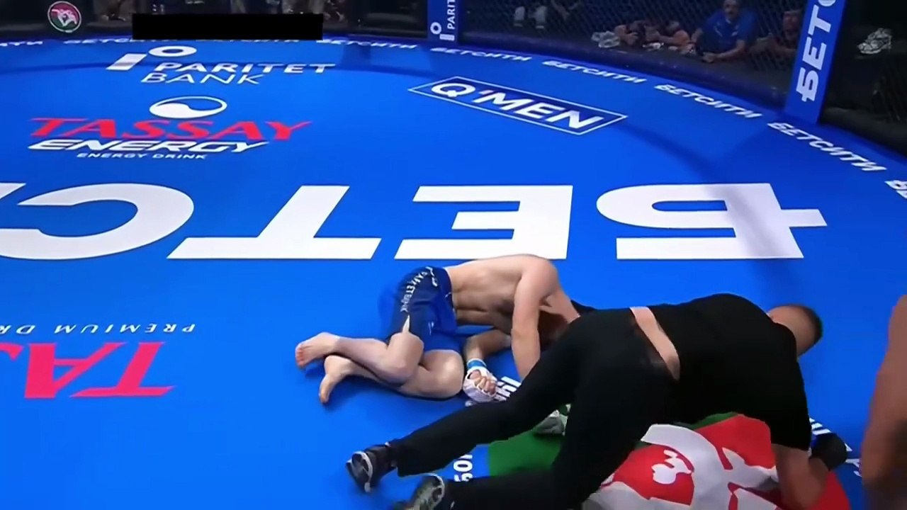 Top MMA Knockouts 2025 💥 Brutal Finishes & One-Punch KOs UFC, Bellator ...