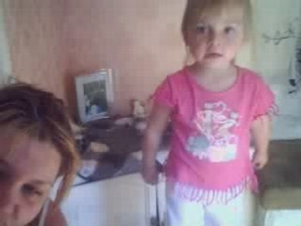 Webcam 1211371081375 - Vidéo Dailymotion