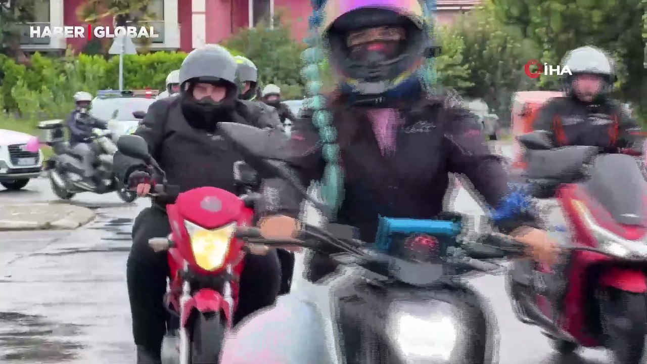 Motorlar farkındalık için çalıştı: Meme kanserine karşı gaz açtılar ...