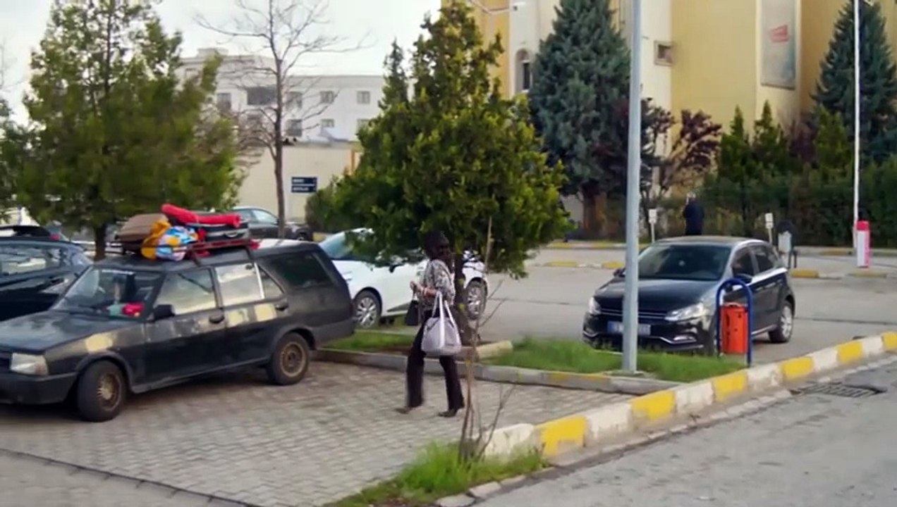 Uzak Sehir - Episode 21 (English Subtitles) - video Dailymotion