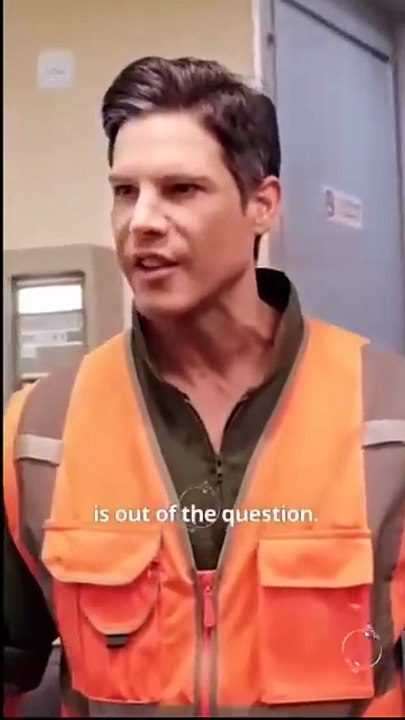 The Hidden Billionaire in First Class Full Movie - video Dailymotion