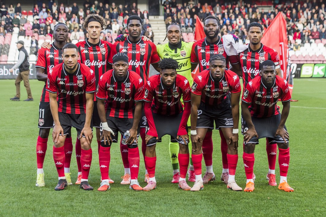 EAG-PAU FC 2-2 - J14 - LIGUE 2 BKT 2025-26 - Résumé - Vidéo Dailymotion