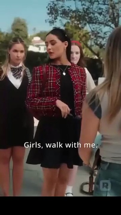 True Heiress vs. Fake Queen Bee - video Dailymotion