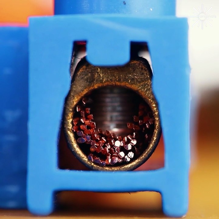 The best electrical hack that will change your home! - video Dailymotion