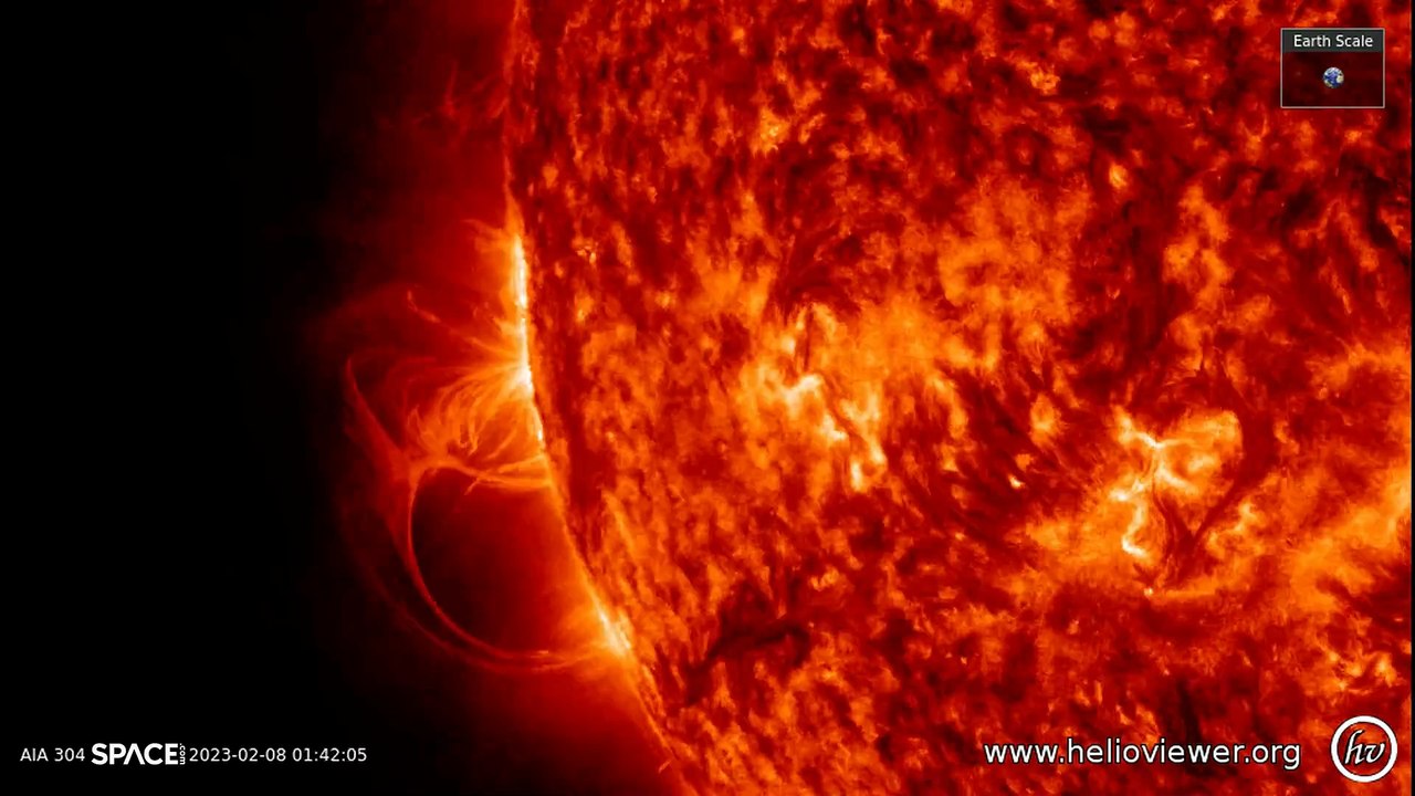 4K Footage Of Powerful Solar Flares Producing Dramatic Spitfire And ...