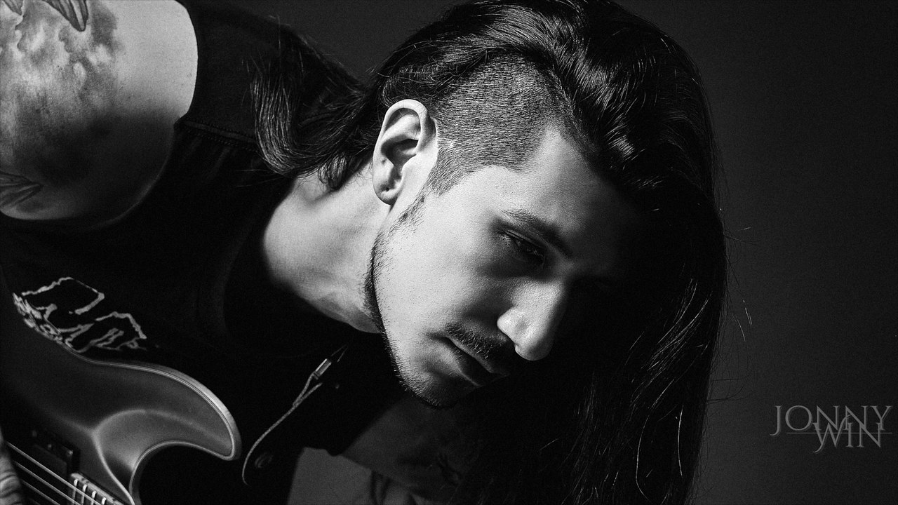 She (Official Audio) - video Dailymotion