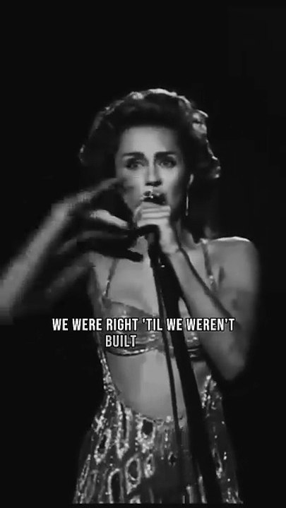 Miley Cyrus performs Flowers at GRAMMYs 2024 #shorts #mileycyrus # ...
