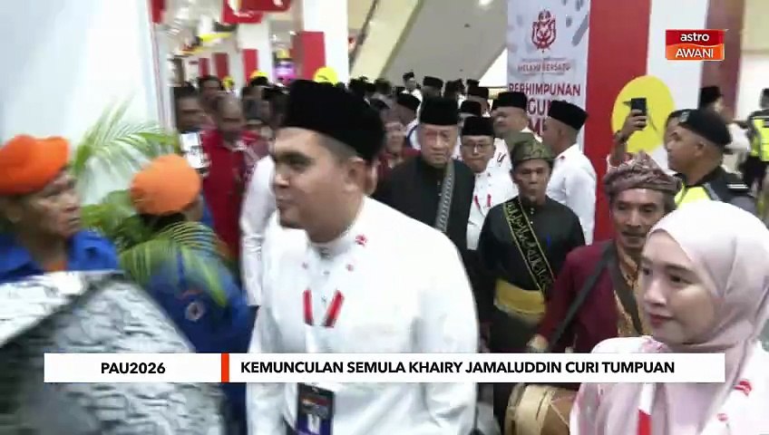 Kemunculan semula Khairy Jamaluddin curi tumpuan | AWANI International