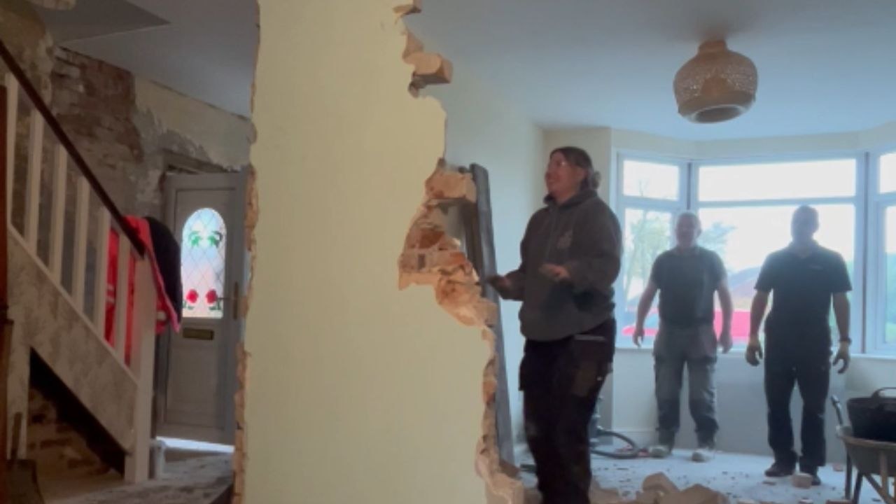 Woman tries to put her heart into renovation and ends up taking a fall ...