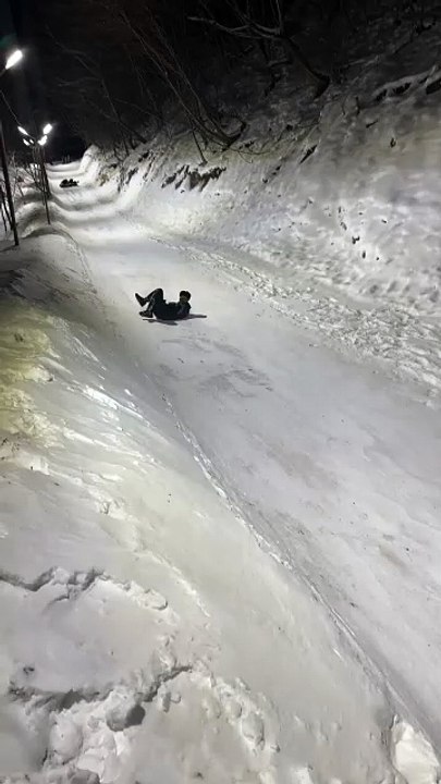 Snow slide is too dangerous ☠️😱 in Atlanta Ocean City - video Dailymotion
