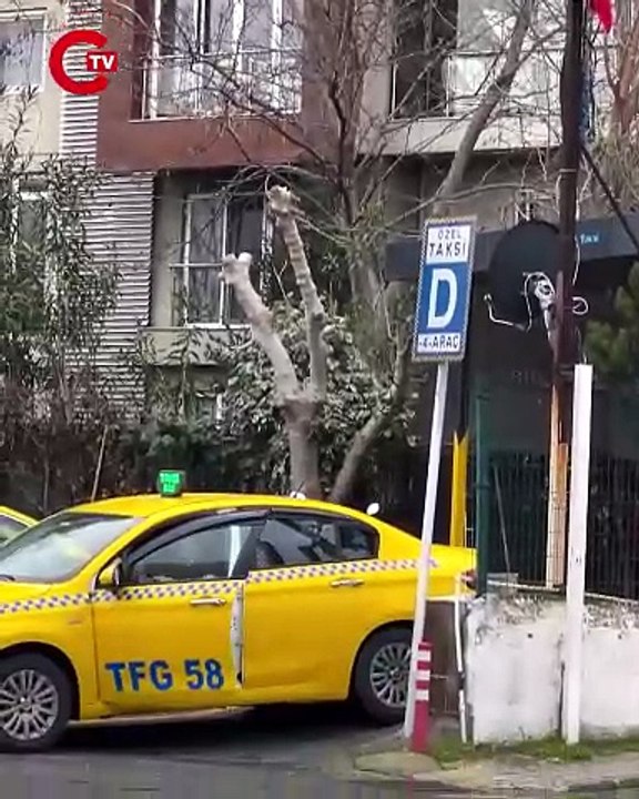 Opera sanatçısı Emrah Erdem Gedik balkondan düşerek hayatını kaybetti ...