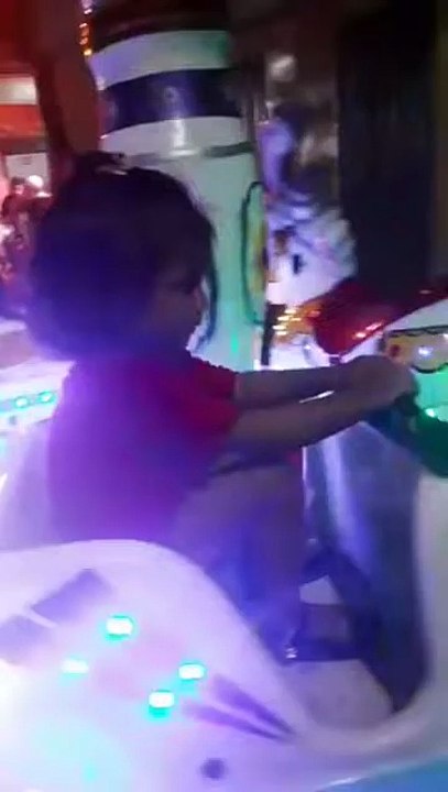 ATHENA ELISHA IN MARRY GO ROUND11. - video Dailymotion