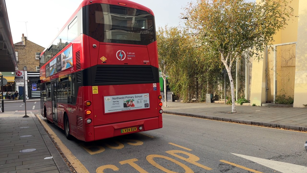 London bus workers to strike after claims of bullying - video Dailymotion