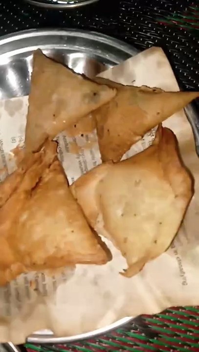 Chicken and aloo samosa - video Dailymotion