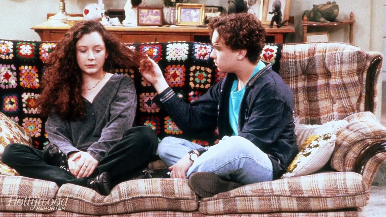 Sara Gilbert Shares on Johnny Galecki Scene from the Original 'Roseanne ...
