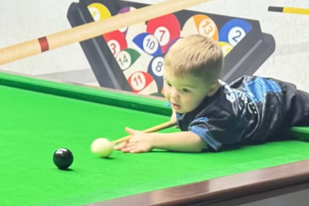 Jude Owens, un genio del snooker de 2 años y 261 días, entra en el ...