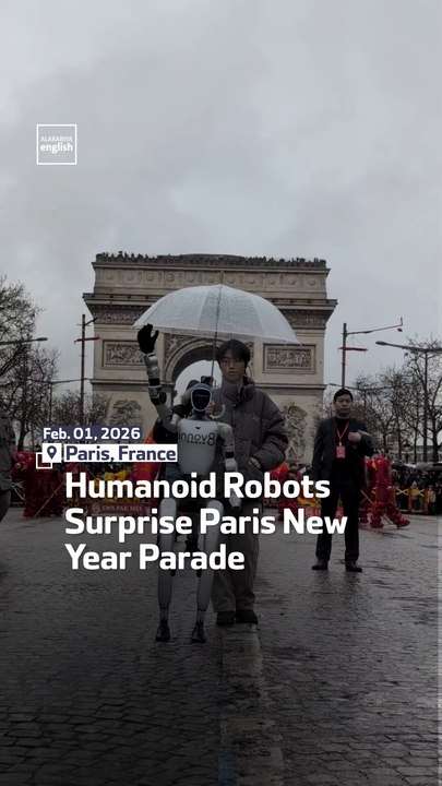Humanoid Robots Surprise Paris New Year Parade - video Dailymotion