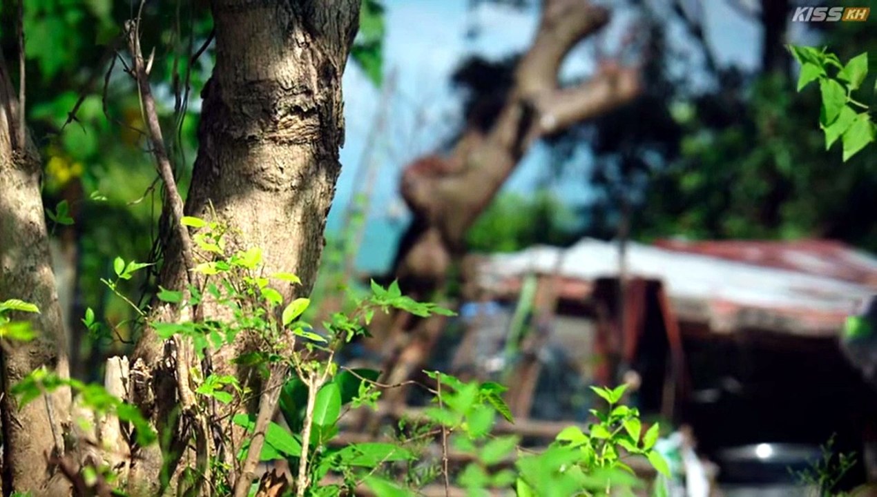 W h a t . L i e s . B e n e a t h . S 0 1 E 9 5 . 5 4 0 p . x 2 6 5 . A ...