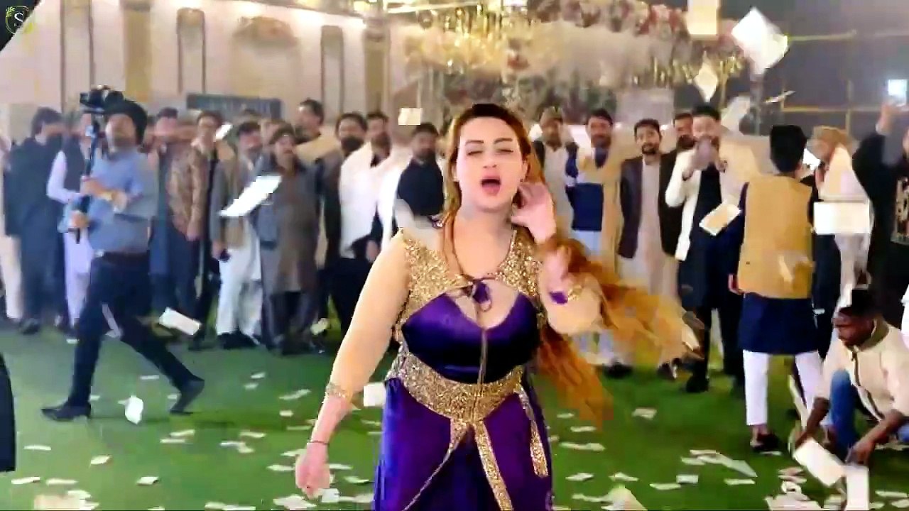 Kundi Tor Ke Buhe Di , Rimal Shah New mujra Lovely Dance Nice ...