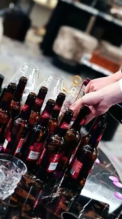 [Doblado ESP] Rechazado por mi ex elegido por una CEO - video Dailymotion