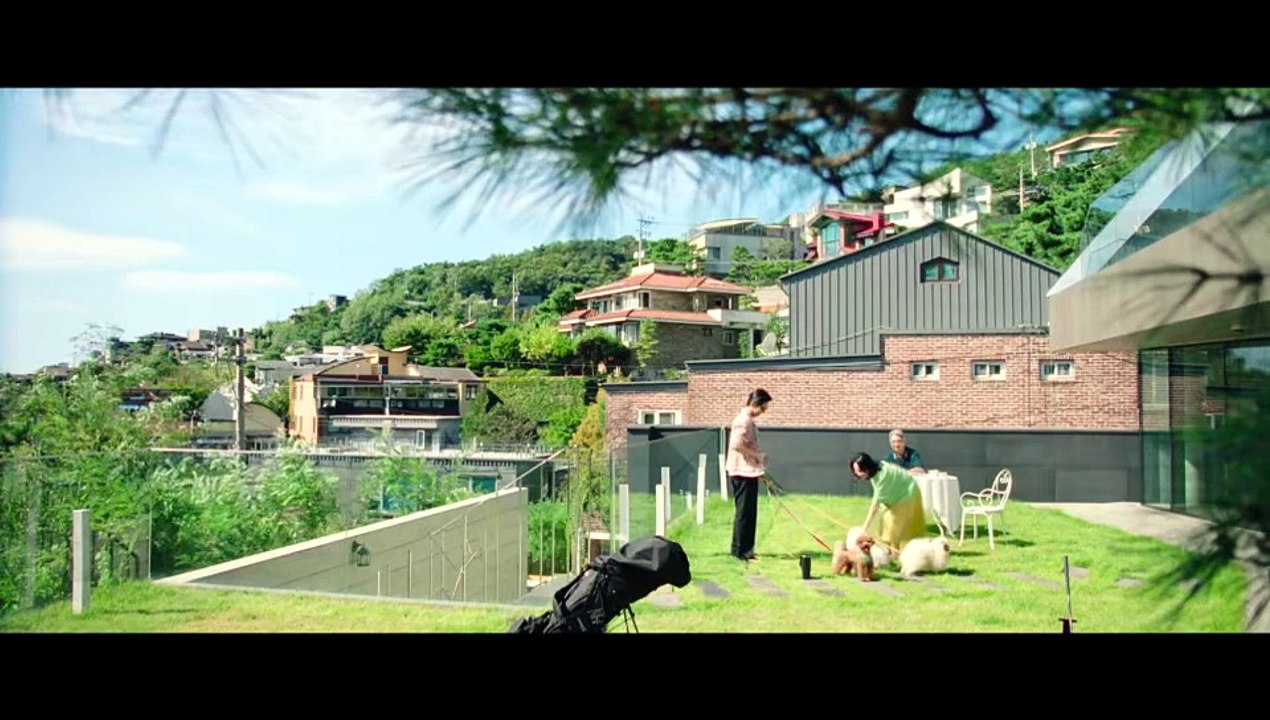 C o n f i d e n c e . Q u e e n . S 0 1 E 0 2 . 5 4 0 p . X 2 6 5 . A A ...