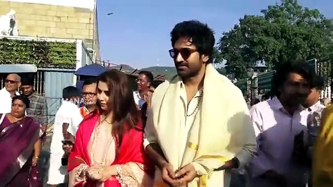 Aadhi Pinisetty with Wife Nikki Galrani Visits Tirumala - video Dailymotion