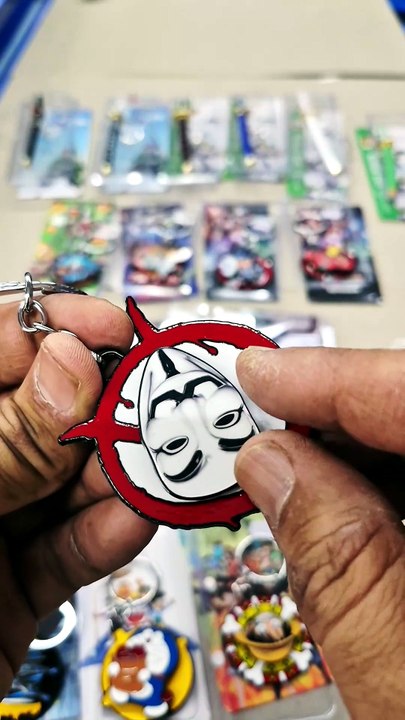 V For Vendetta Face Mask Spinner Keychain 🔥 Stylish Gift for Men & Boys ...