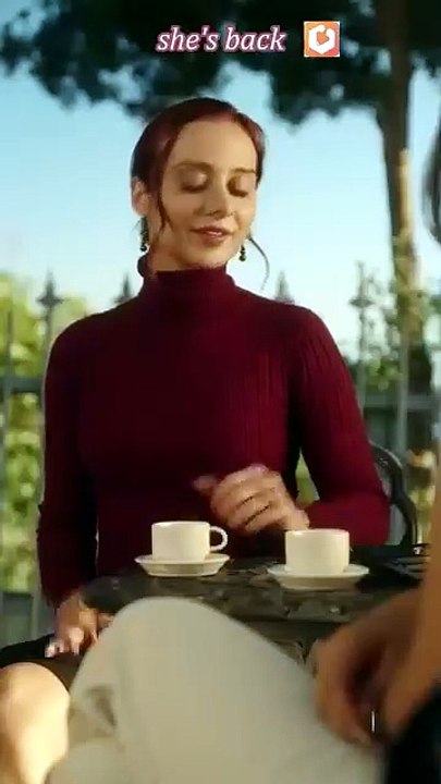 She's back HD - video Dailymotion