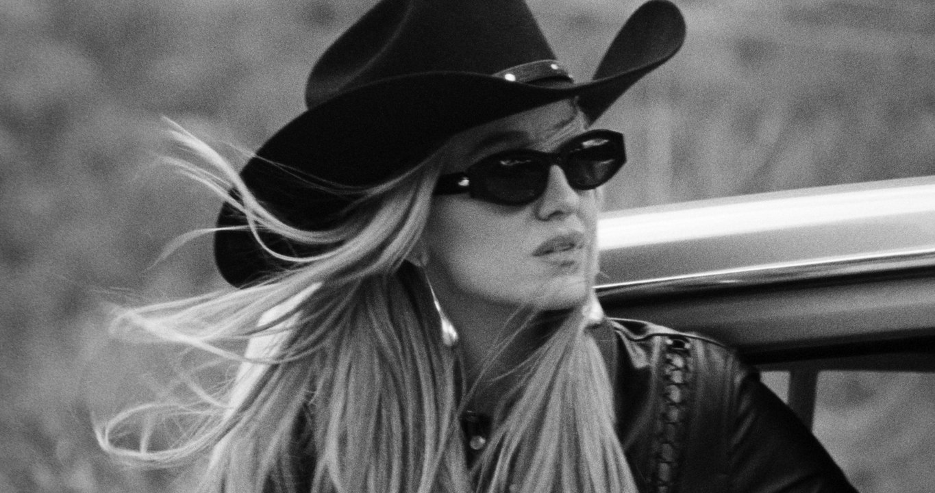 Lainey Wilson - Can't Sit Still - video Dailymotion