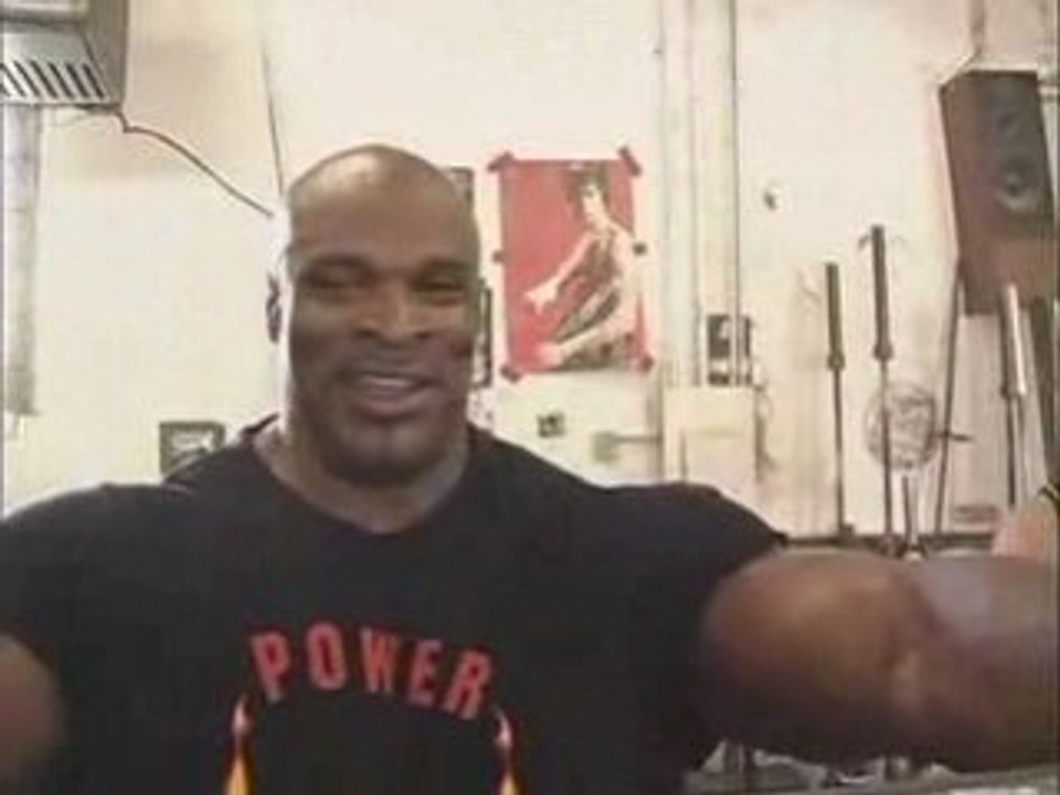 Ronnie Coleman - squat a 360 kilos - Vidéo Dailymotion
