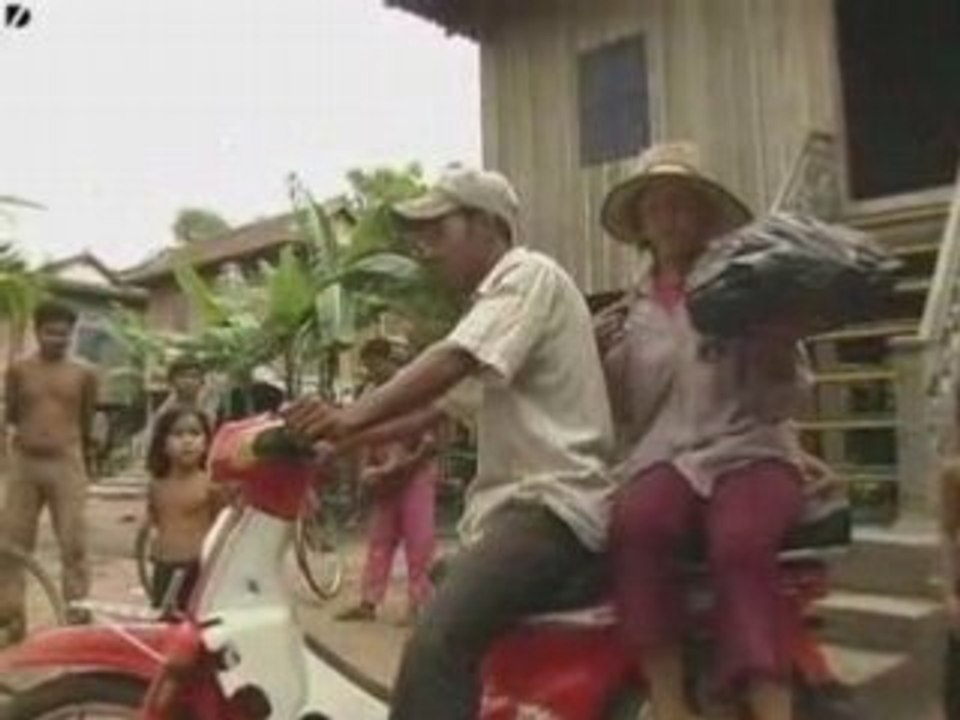 People Eating Spiders - video Dailymotion