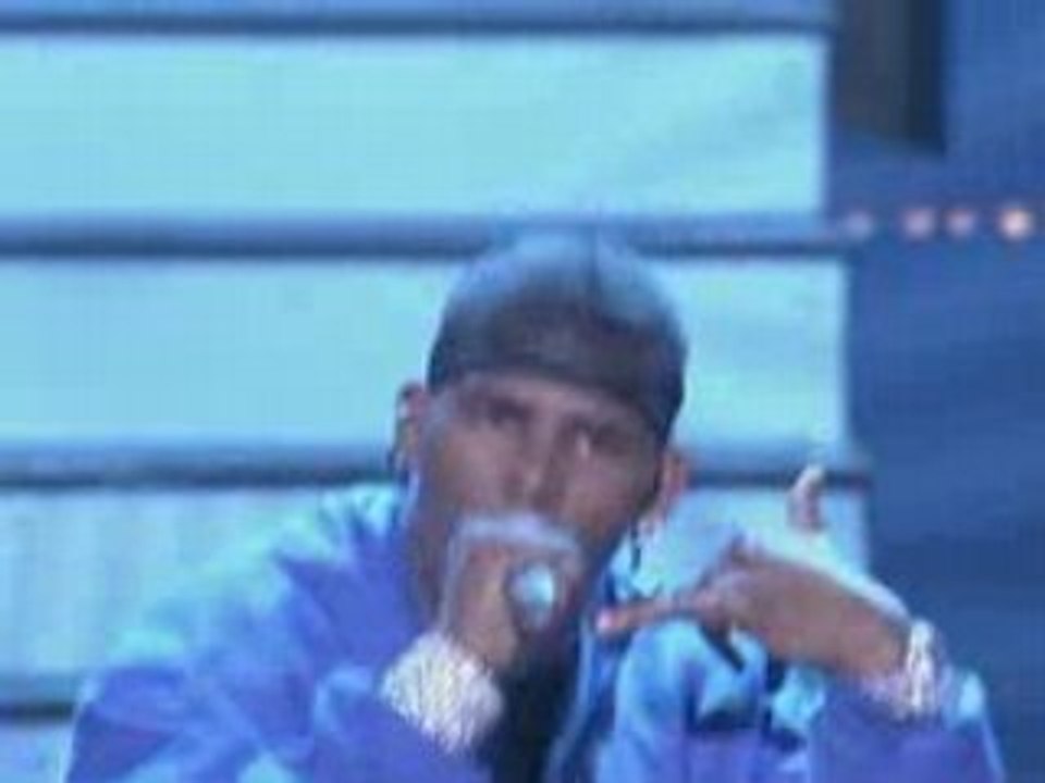 R.Kelly - Live The Light It Up Tour vol 1 - Vidéo Dailymotion