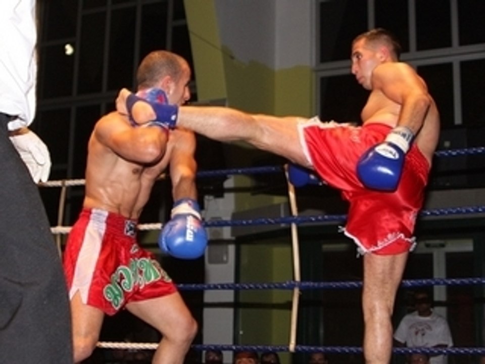 AHARRAM VS DOUARI - Vidéo Dailymotion